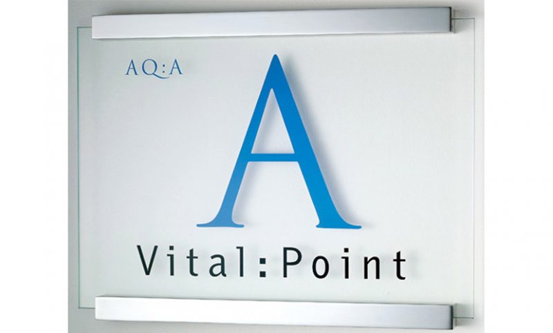 Modern Indoor Signage Using the Clear Modular Sign System