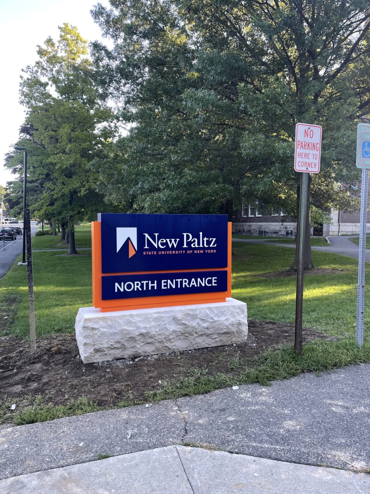 SUNY New Paltz University Wayfinding Program